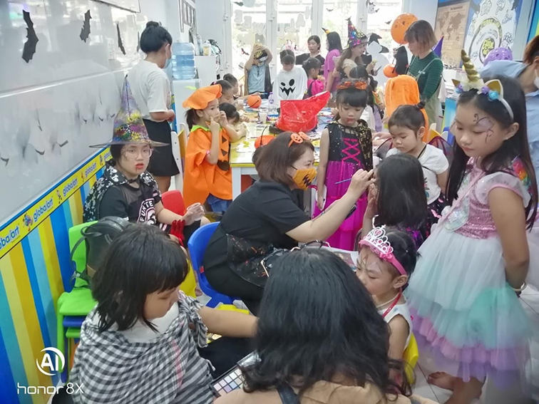 Trò chuyện với người sáng lập chương trình “Happy” cho trẻ em