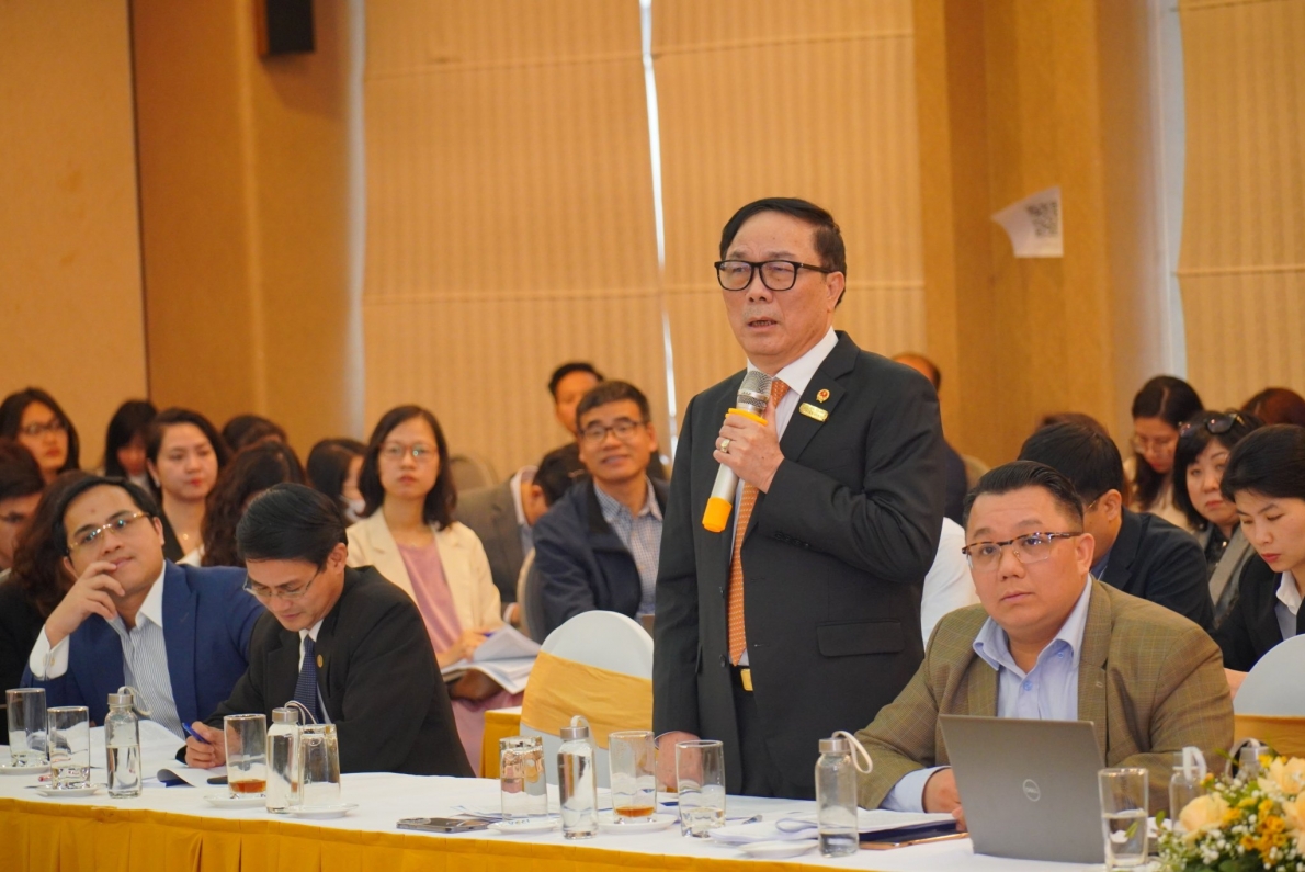 Trao bằng Viện sĩ danh dự cho GS.TS Nguyễn Văn Đệ